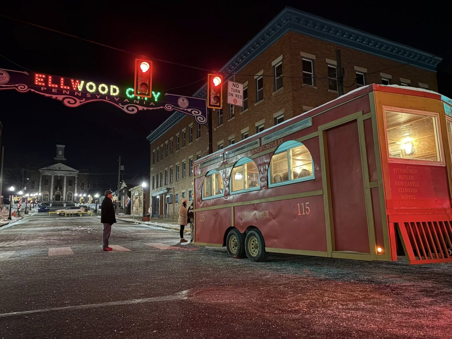 Ride Ellsworth The Trolley To Christmas In The Park This Weekend ...